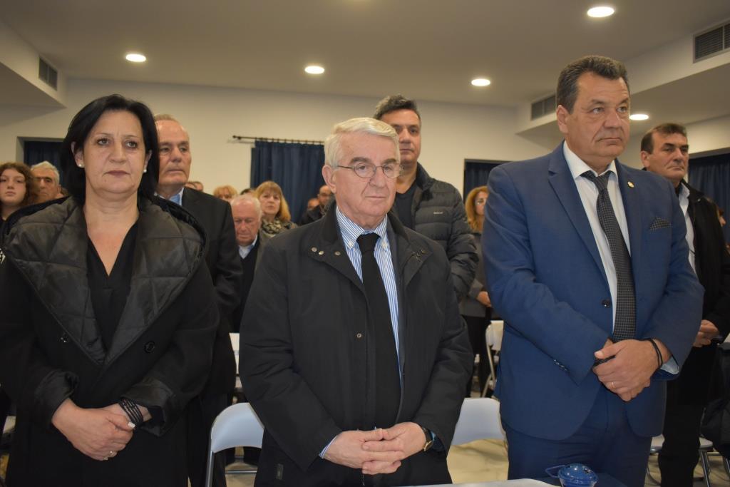 Ευχές για καλή χρονιά με υγεία από το Χρήστο Παππού στη βασιλόπιτα του ...