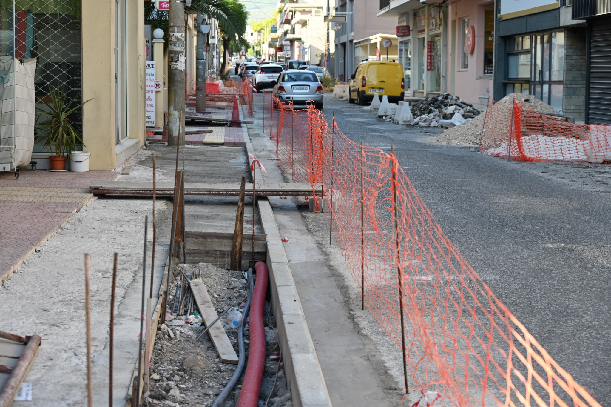 Αχαρνές: Συνεχίζεται η ανάπλαση της Λεωφόρου Πάρνηθος